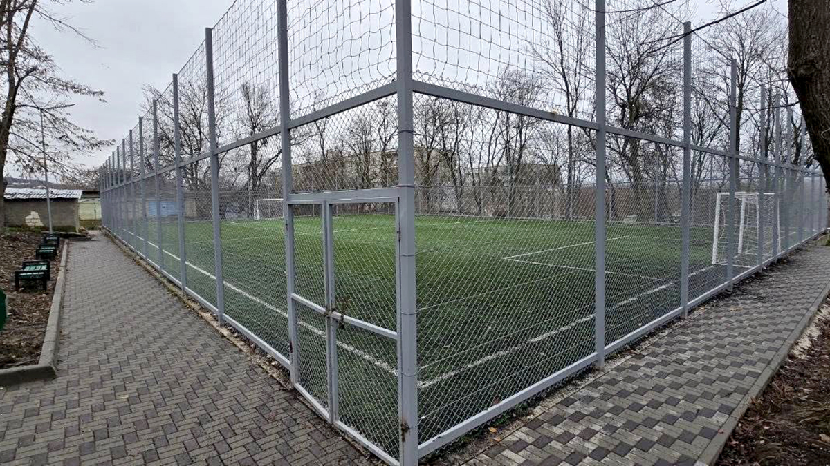 Ion Ceban. Cu fondurile Primăriei Chișinău, a fost construit un teren ...